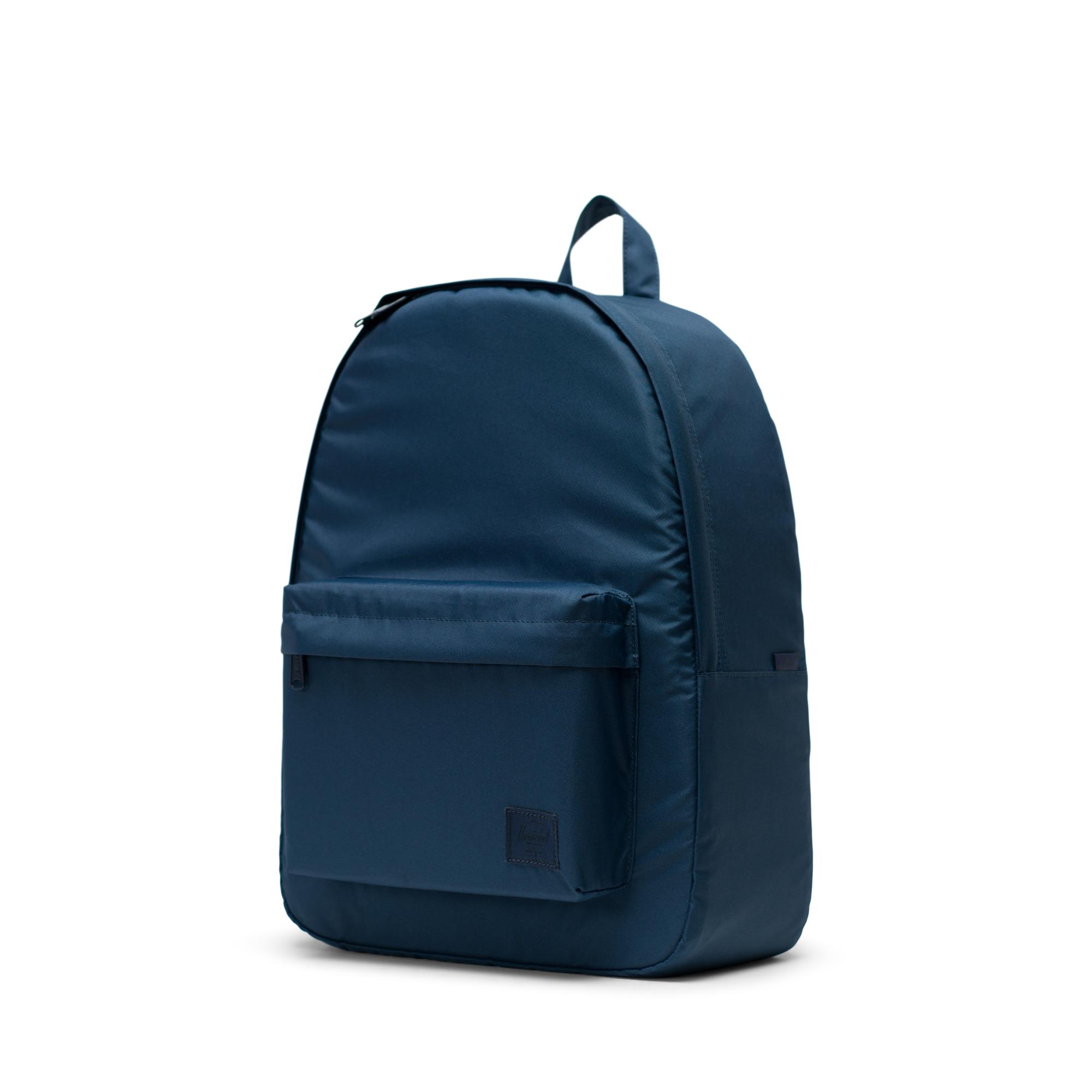 classic-backpack-light